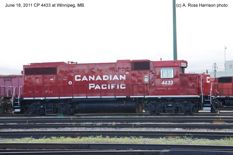 GP38-2 4433
